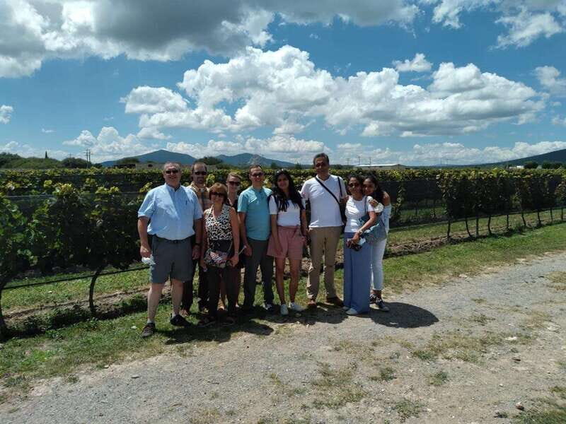 Mexican wine tour: Taste Queretaro Liquor and Visit a Town - Practical Tips for Travelers
