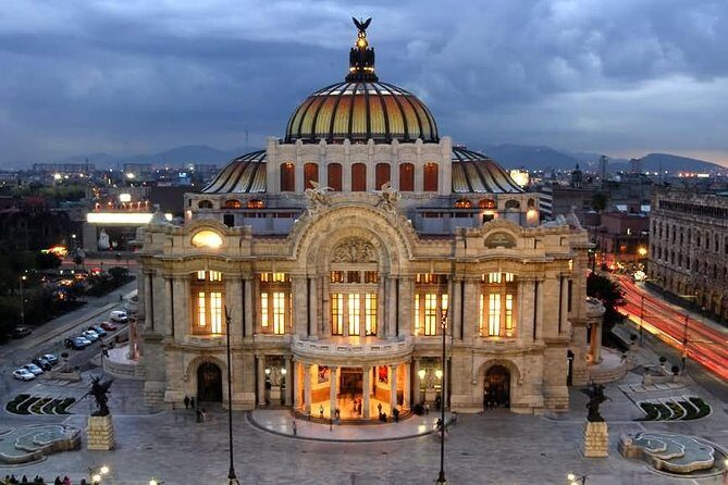 Mexico City at Night Tour with Torre Latino - Guide and Group Size
