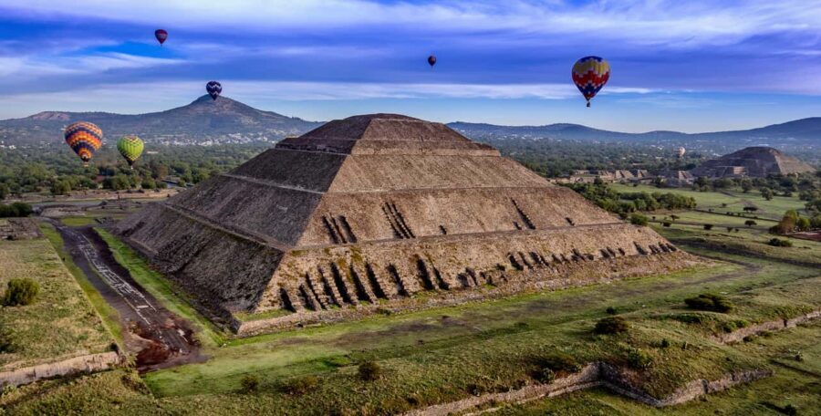 Mexico City: Fly over the impressive pyramids of Teotihuacan in a hot air balloon - What’s Included & What’s Not