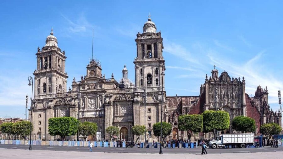 Mexico City: History & Culture Walking Tour - Panoramic Views of Reforma and the Angel