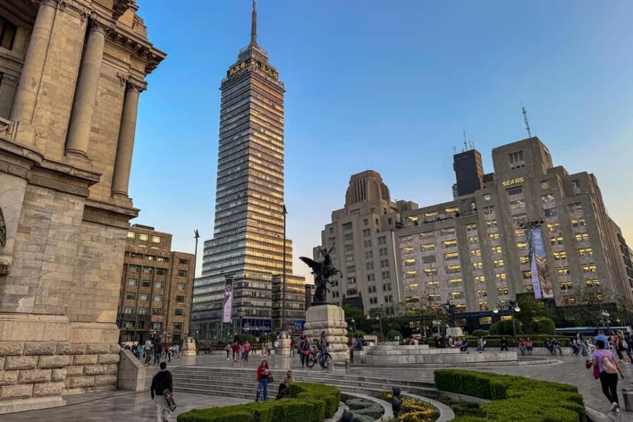 Mexico City: Night Bus Night Tour - The Highlights: Landmarks and Views