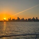 Miami: 2 Hour Night Cruise with Open Bar & Skyline Views - Drinks and Dining: Whats Included?