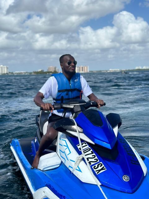 Miami Beach Jetskis + Free Boat Ride - The Pros and Cons