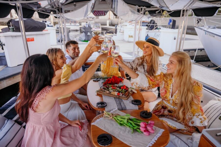 Miami: Luxury E-Boat Cruise with Wine and Charcuterie Board - A Closer Look at the Experience
