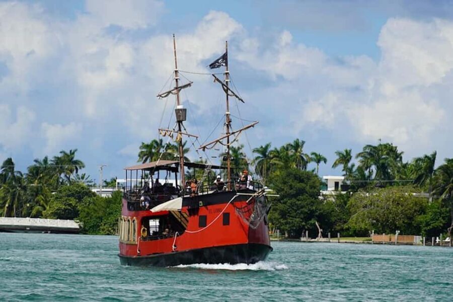 Miami: Skyline & Millionaire's Homes Pirate Boat Cruise - What the Reviews Say