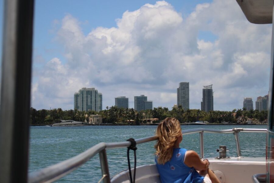 Miami: Sunset Cruise with Celebrity Homes & Open Bar - A Detailed Look at the Experience