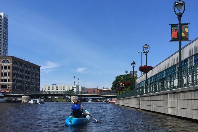 Milwaukee Cheese Curd Kayak Tour - Authenticity and Value for Money