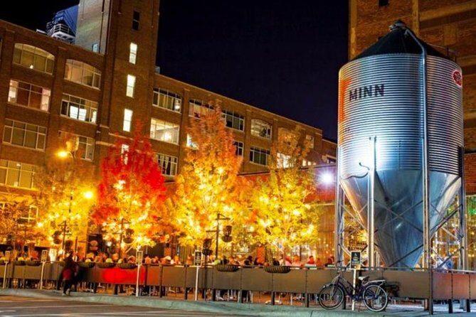 Minneapolis Bar Hunt: Double Your Fun in the Twin Cities - What You Can Expect