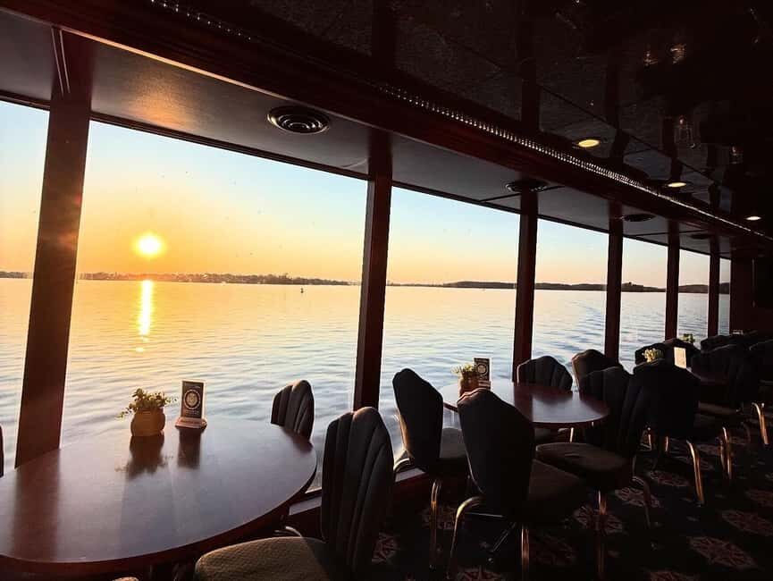 Minneapolis: Lake Minnetonka Boat Cruise with Narration - What to Expect at the Departure Point