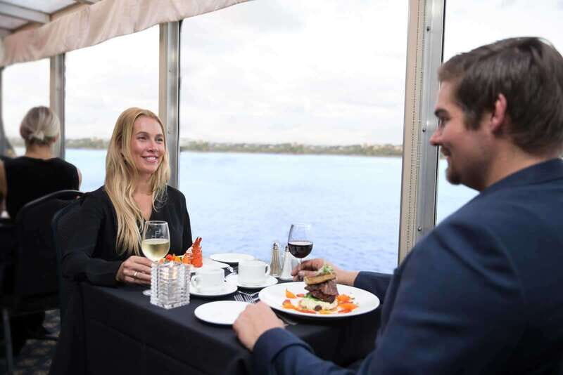 Montréal: 3 or 5-Course Dinner Cruise with DJ & Dancing - Practical Details: What You Need to Know