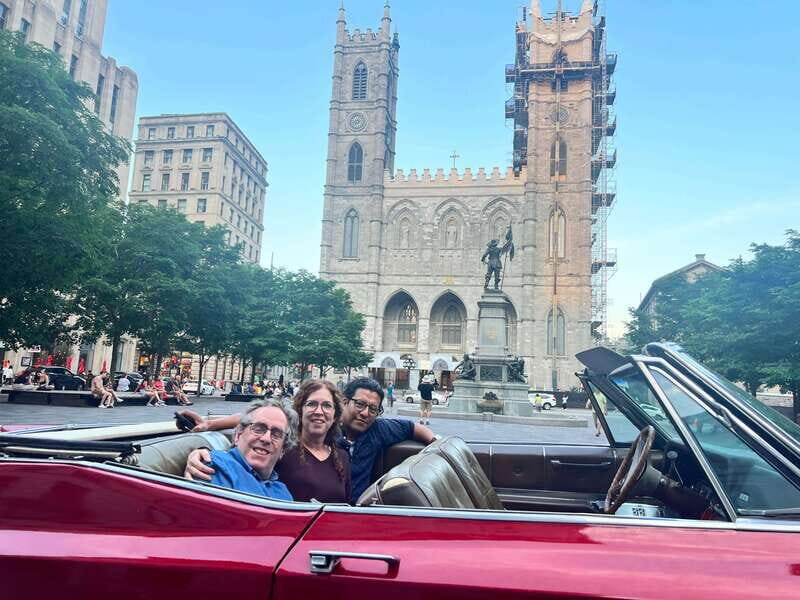 Montréal: Guided Tour in Vintage Convertible Cadillac - The Itinerary: What to Expect at Each Stop