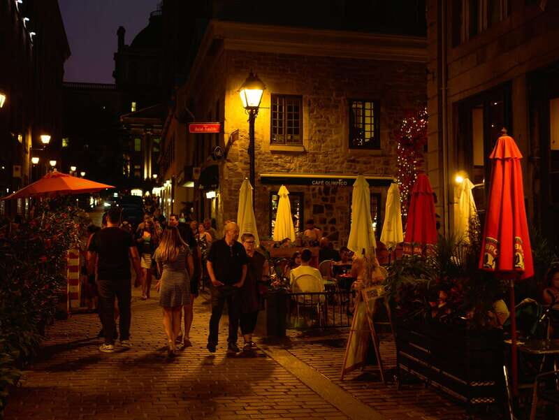 Montreal: Old Montreal at Twilight Walking Tour - The Sum Up