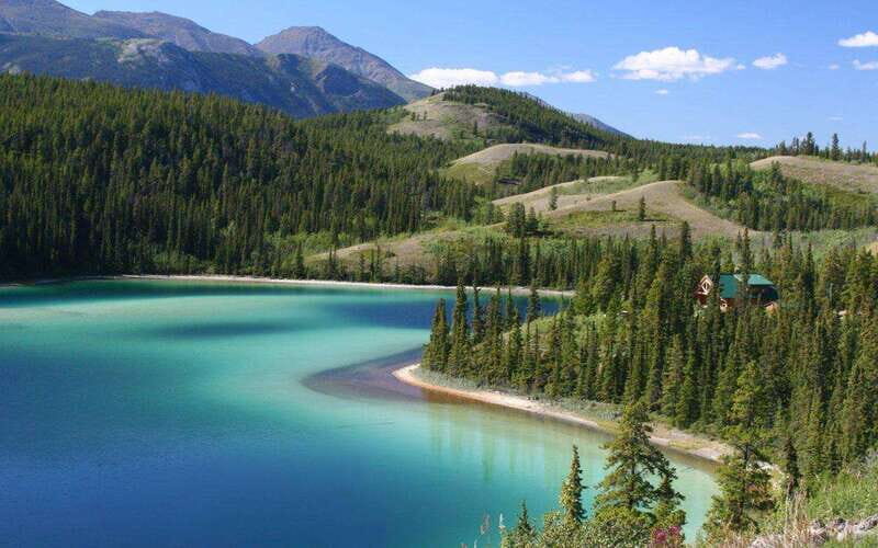 Montreal Rapids: All-Inclusive Rafting Adventures - Breathtaking Views at Every Turn