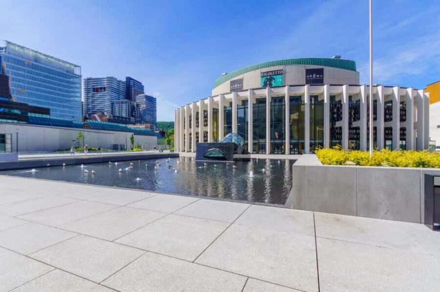Montreal Underground Exploration: A Private Walking Tour - What to Expect from the Tour