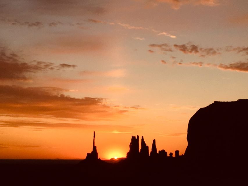Monument Valley: 3-Hour Sunrise Tour with Navajo Guide - The Practicalities: Price, Duration, and What’s Included
