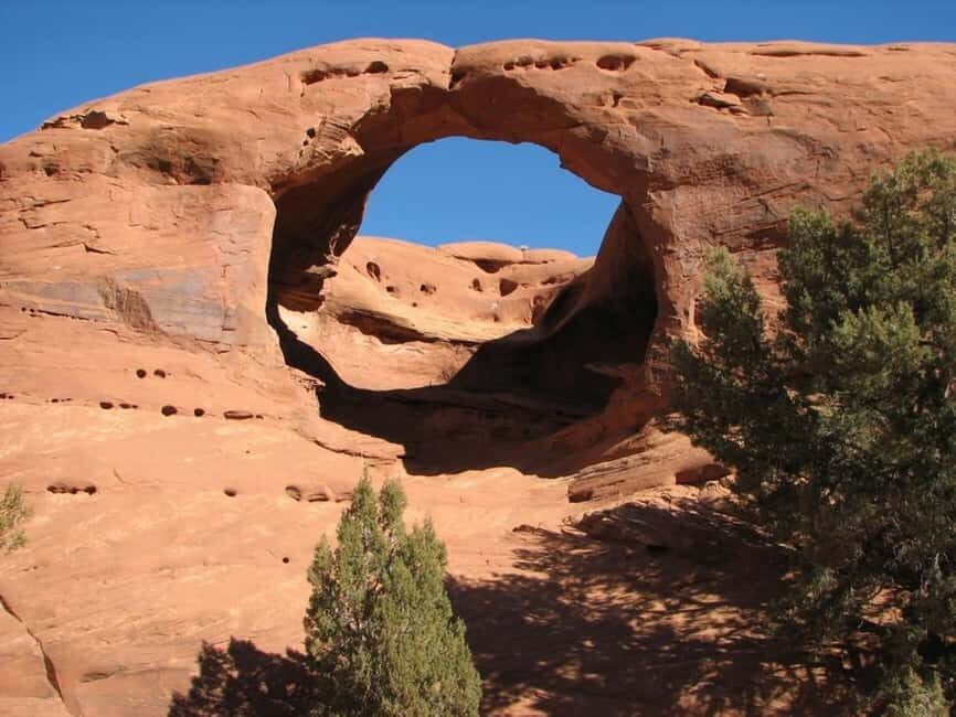 Monument Valley: Mystery Valley Historical Ruins Tour - The Itinerary in Detail