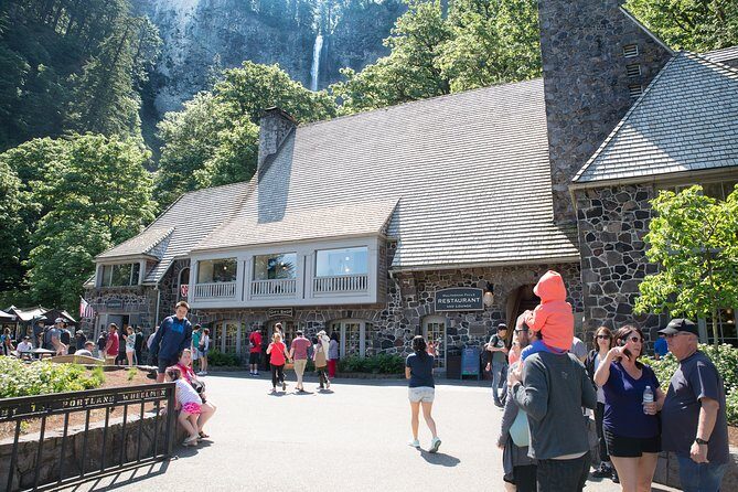 Multnomah Falls & Columbia River Gorge Tour with Gray Line -PDX03 - Transportation and Group Size