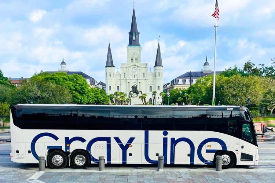 New Orleans: City & Cemetery Tour + Garden District Stroll - What to Expect: From French Quarter to Garden District