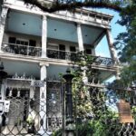 New Orleans: Garden District Tour - A Walk Through the Neighborhood Architecture