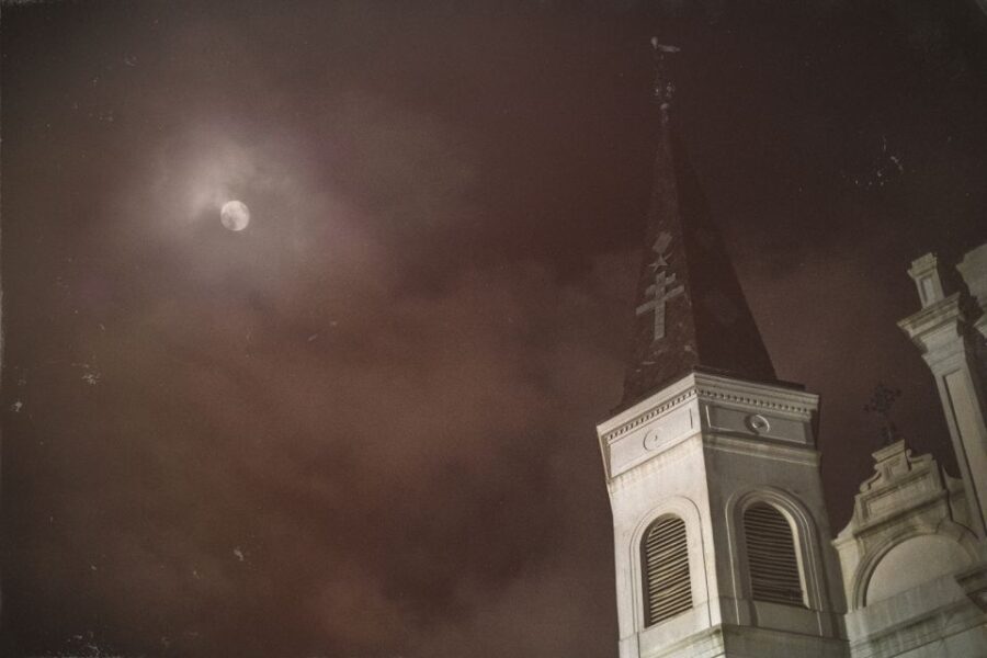 New Orleans: Ghost, Crime, Voodoo, and Vampires Guided Tour - What to Expect During the Tour