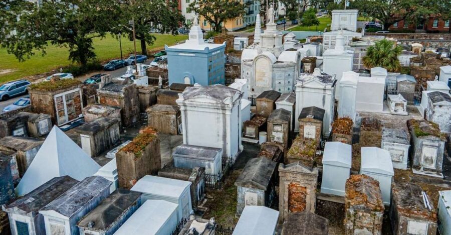New Orleans: Walking Tour Inside St. Louis Cemetery No. 1 - The Value of the Experience