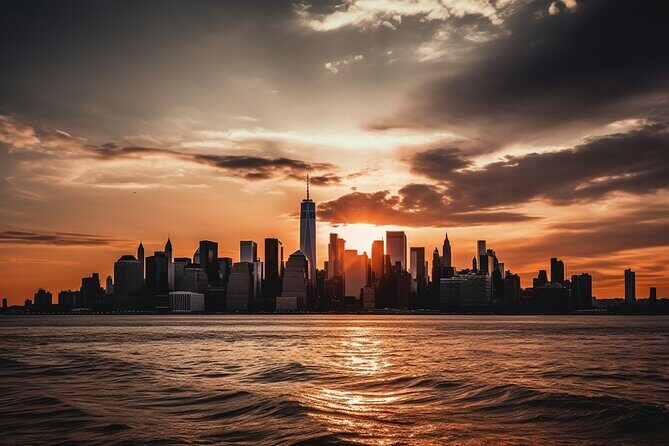 New York City 60 Minute Cruise, Liberty, Skyscrapers and Bridges - The Itinerary in Detail