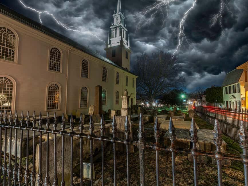 Newport Ghosts: Seaside Hauntings and Hags Tour - A Detailed Look at the Newport Ghosts Tour