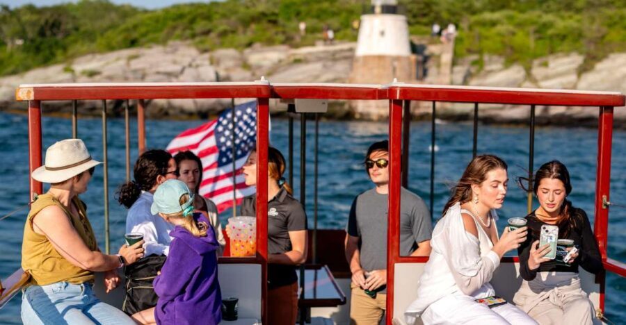 Newport: Sunset Cocktail Cruise - What to Expect on the Newport Sunset Cocktail Cruise