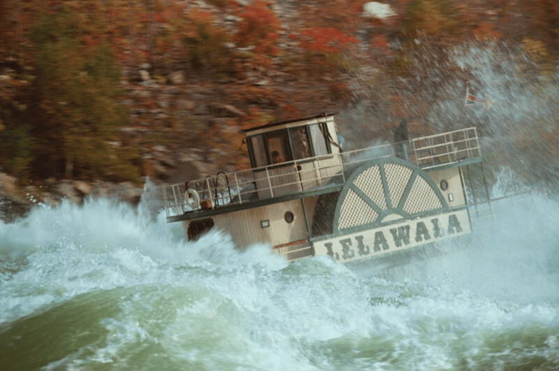 Niagara Adventure Theater Experience with Popcorn included - Why the Experience Works