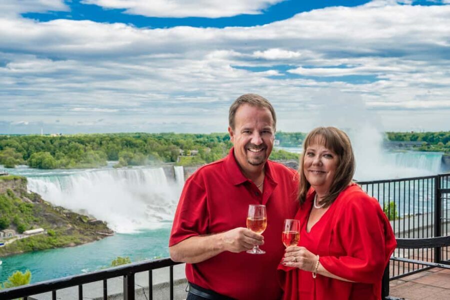 Niagara Falls: Guided Portraiture Tour with Boat Ride - Practical Tips for Participants