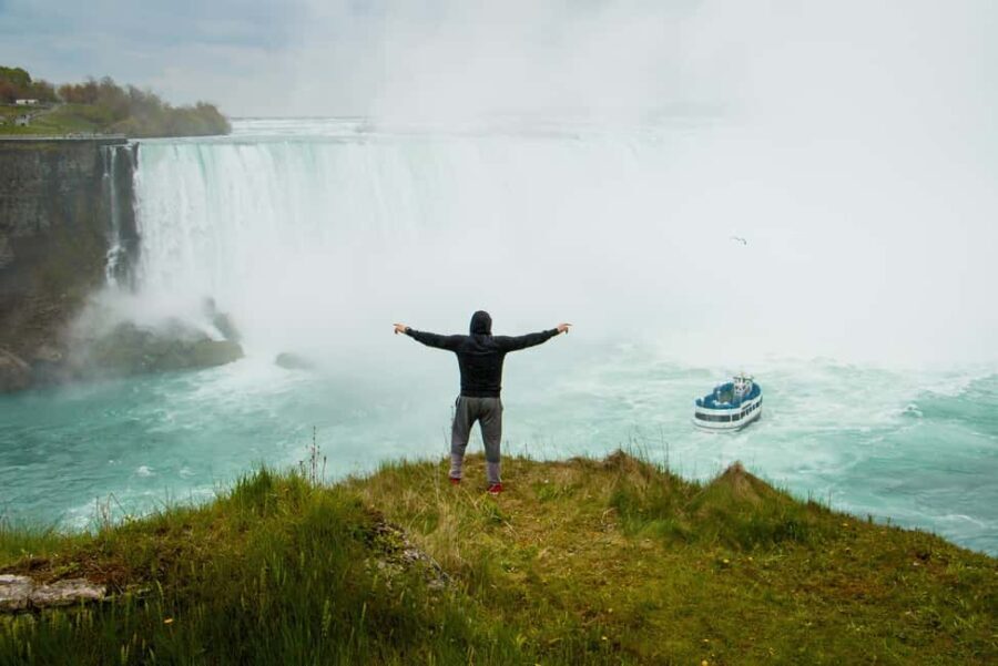 Niagara Falls: Private Sunset Walking Tour - What Travelers Say