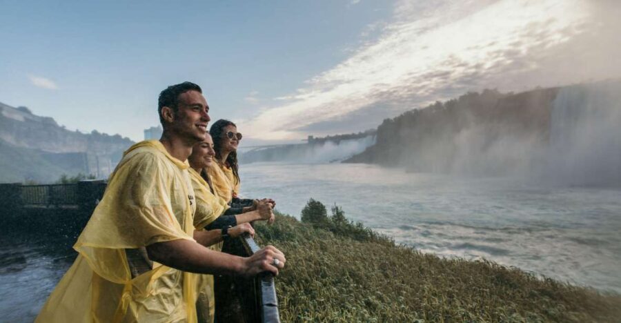 Niagara Falls Scenic Day Tour from Toronto Airport Pickup - Transportation and Comfort