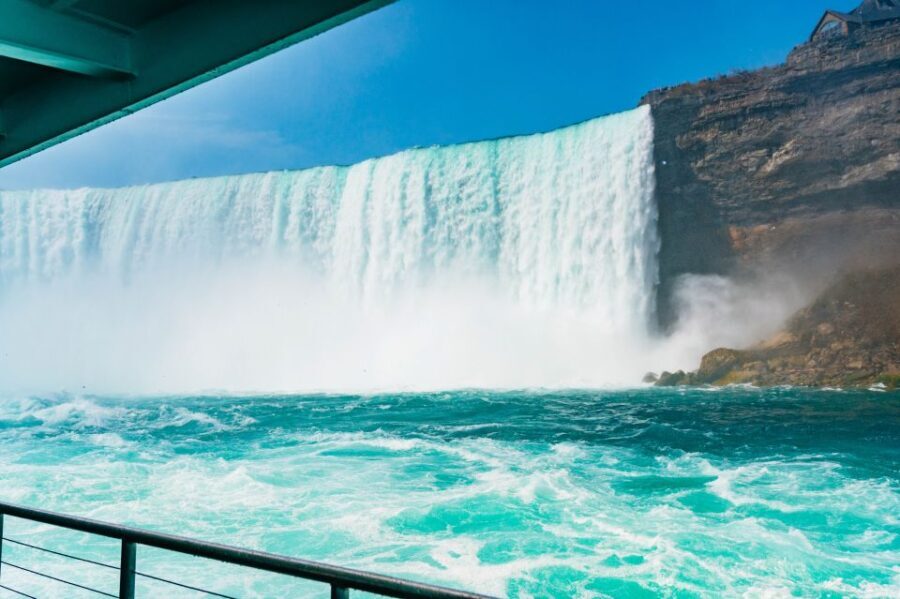 Niagara Falls, USA: American Tour & Maid of The Mist - Authentic Experiences and Practical Tips