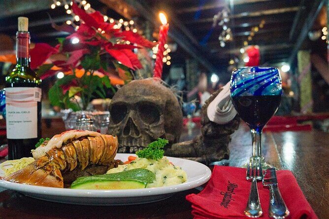 Night Cruise at Puerto Vallarta, Pirate Show & Dinner! - The Cruise Itself: A Closer Look