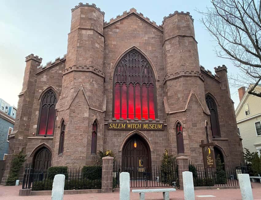 North Chelmsford: The Salem Witch Museum & Memorial Tour - A Detailed Look at the Tour