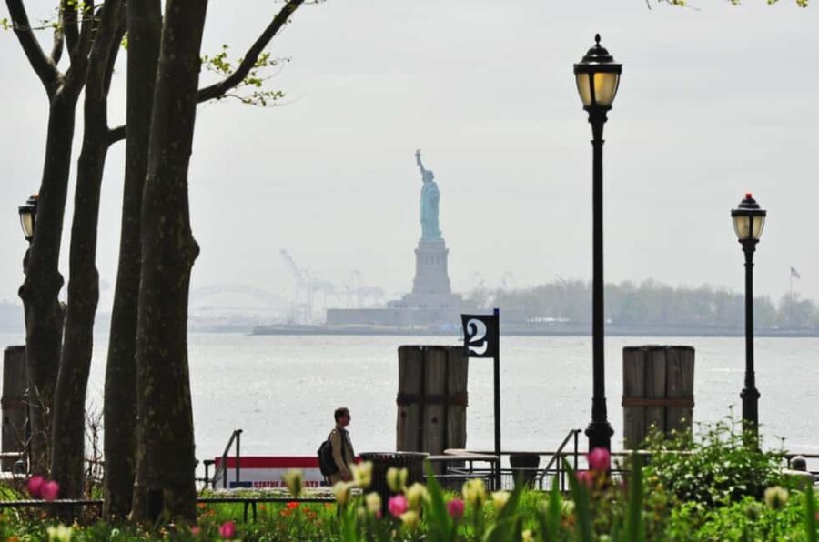 NYC: Downtown Pedicab Tour with Stops - The Value of a Pedicab Tour in Downtown Manhattan