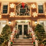 NYC: Dyker Heights Christmas Lights & Skyline View Bus Tour - Who Will Love This Tour?