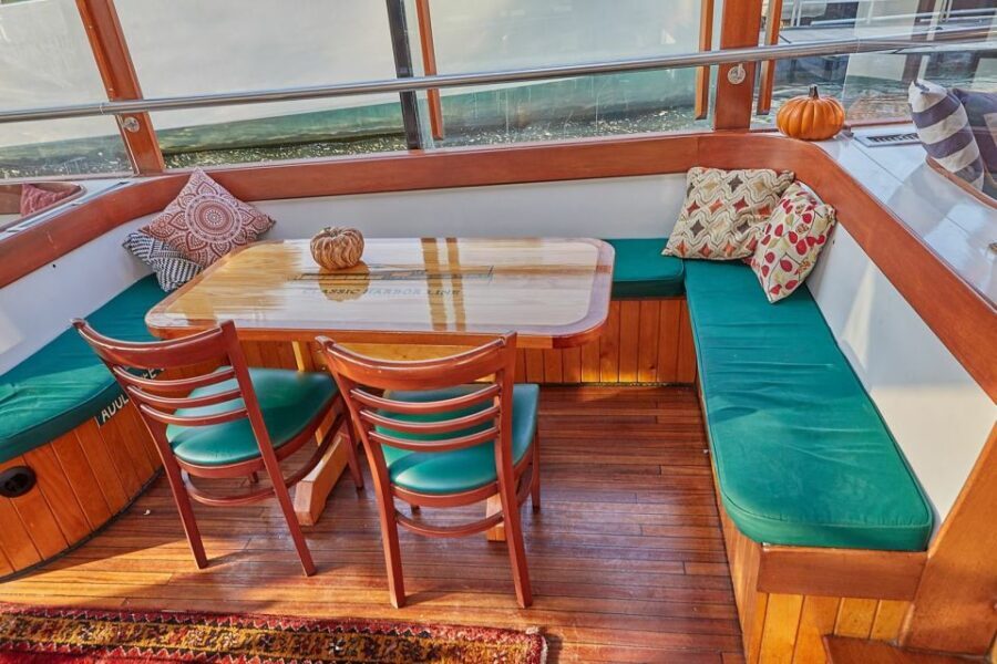 NYC: Evening Jazz Cruise on the Yacht Manhattan - The Sum Up: Who Should Consider This Tour?