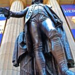 NYC: Financial District Guided Walking Tour English-Spanish - What You Can Expect During the Tour