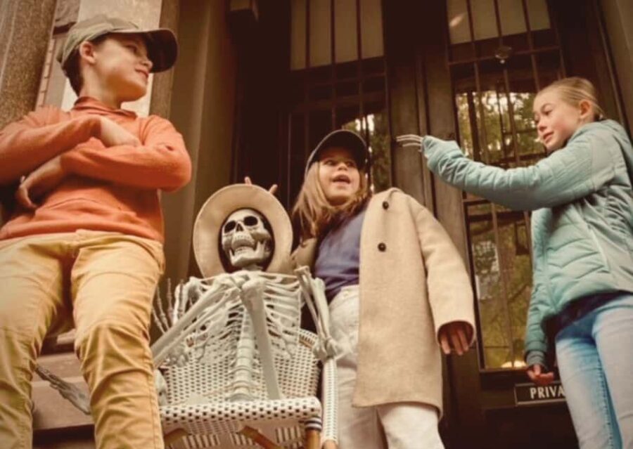NYC | French guided tour Halloween in Greenwich Village - Authentic Experiences and Unique Highlights
