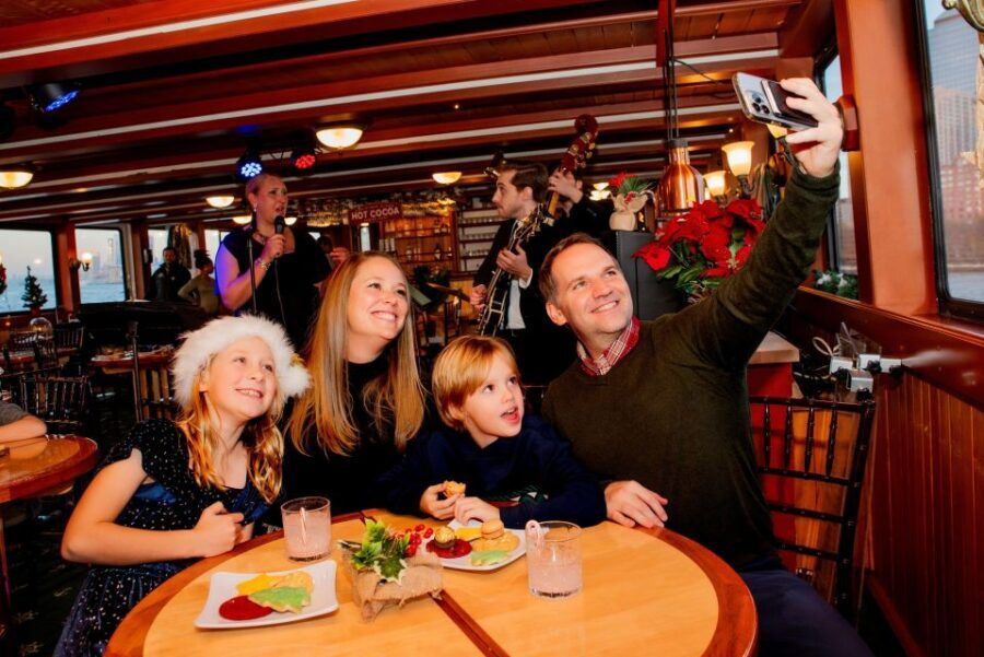 NYC: Holiday Yacht Cruise with Jazz, Cocoa & Carols - Analyzing the Value