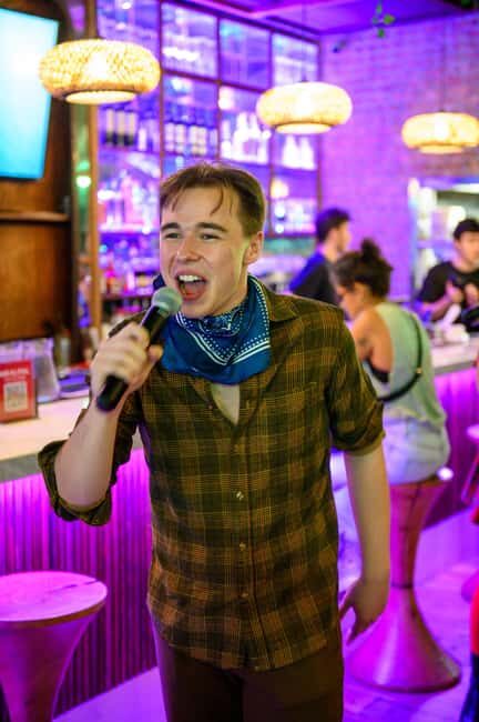 NYC: Immersive Dinner Show with Live Music - Key Points