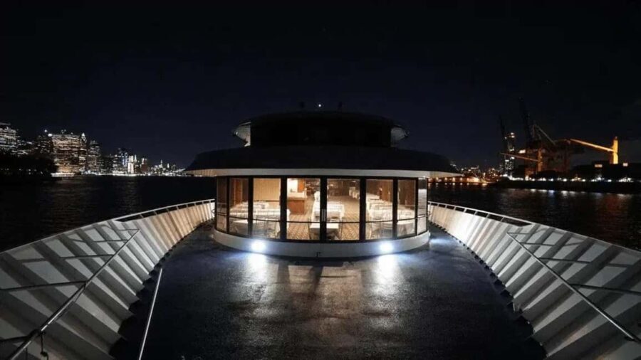 NYC: Timeless Yacht New Year's Eve Celebration - The Itinerary Breakdown