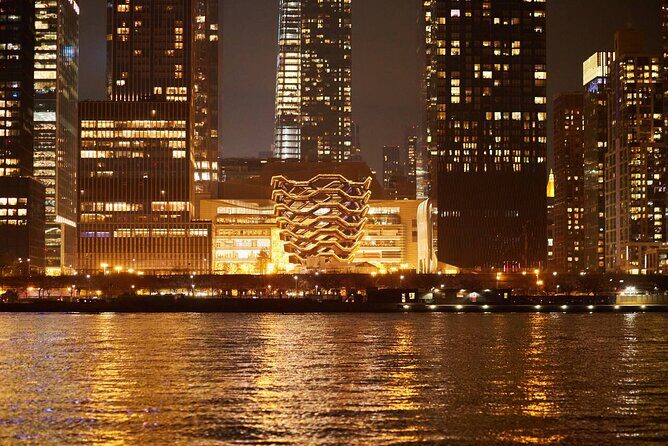 NYE Fireworks Cruise on the Grande Mariner With Dinner + Open Bar - The Itinerary Breakdown