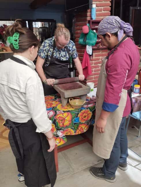Oaxaca: Chocolate Workshop with Tasting - The Itinerary in Detail