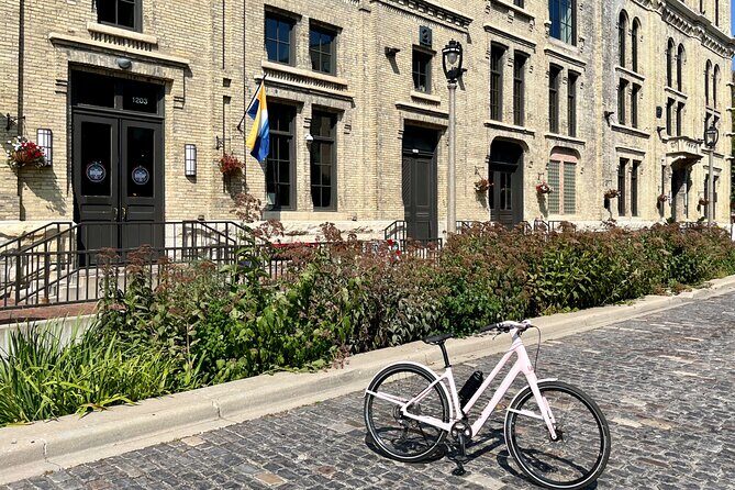 Old Milwaukee 9am E-Bike Tour - In-Depth Itinerary Breakdown: What to Expect