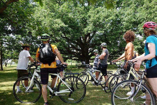 Ottawa Highlights 3.5 Hour Bike Tour - Exploring the Neighborhoods and Parks