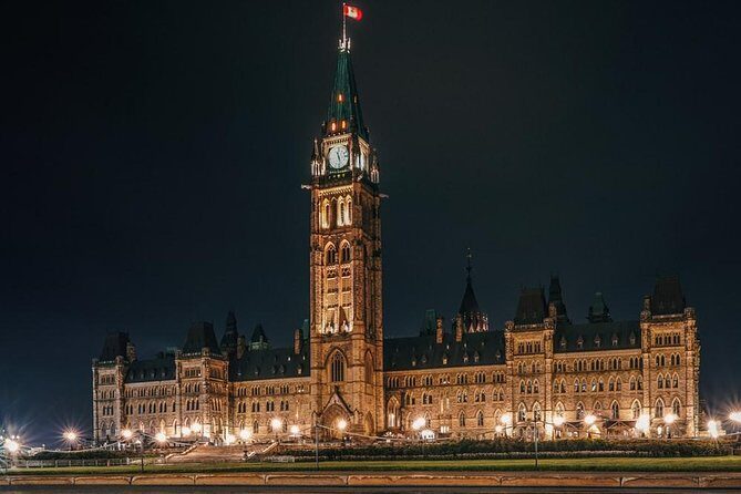 Ottawa Premium Night Driving Tour with River Cruise - Transportation, Timing, and Group Size