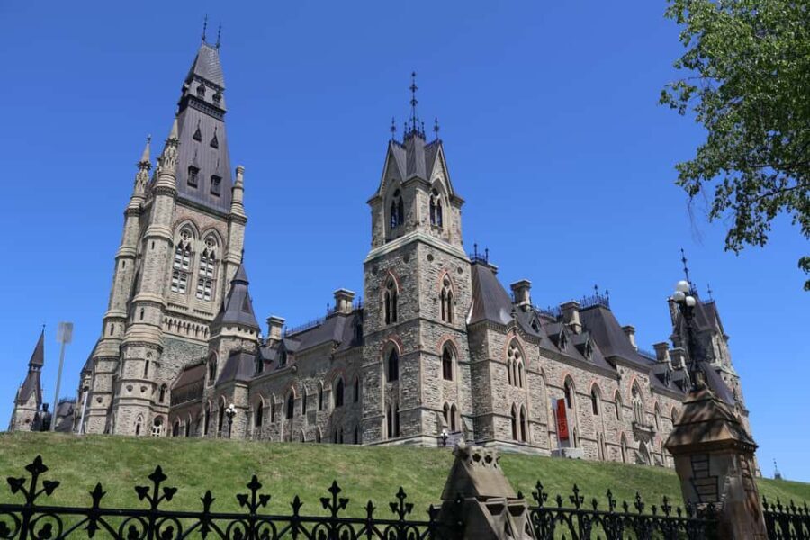 Ottawa: Private Guided City Tour from Montreal - Real Traveler Insights