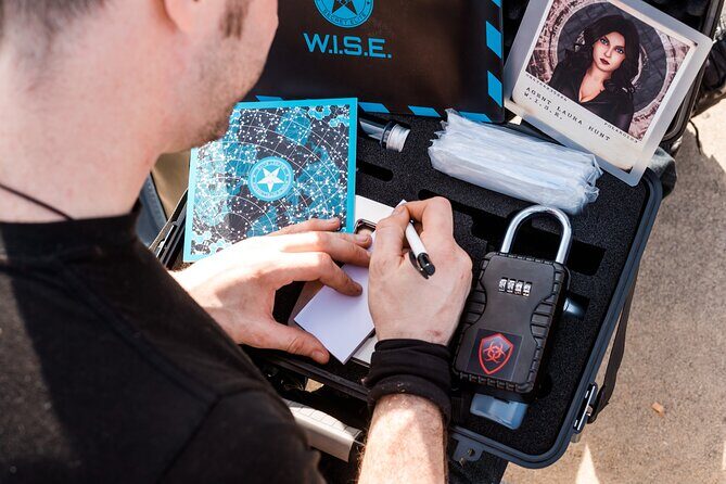 Outdoor Augmented Reality Escape Room in Centennial Olympic Park - The Experience: How It Feels